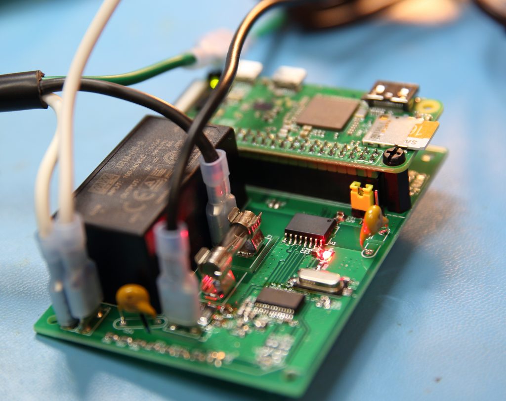 Designing a simple AC power meter – Tools of our Tools